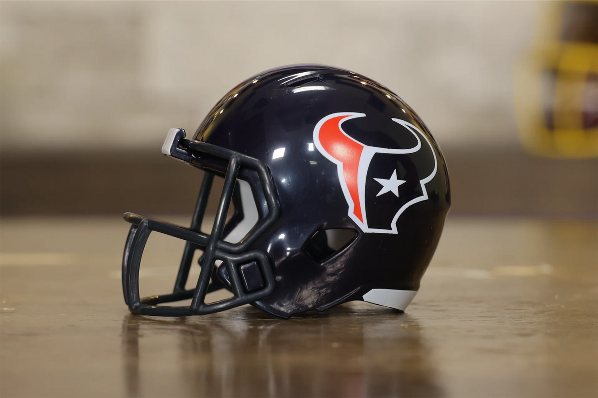 Houston Texans Riddell Speed Pocket Pro – Green Gridiron, Inc.