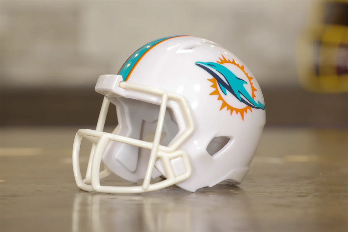 Miami Dolphins Riddell Speed Pocket Pro – Green Gridiron, Inc.