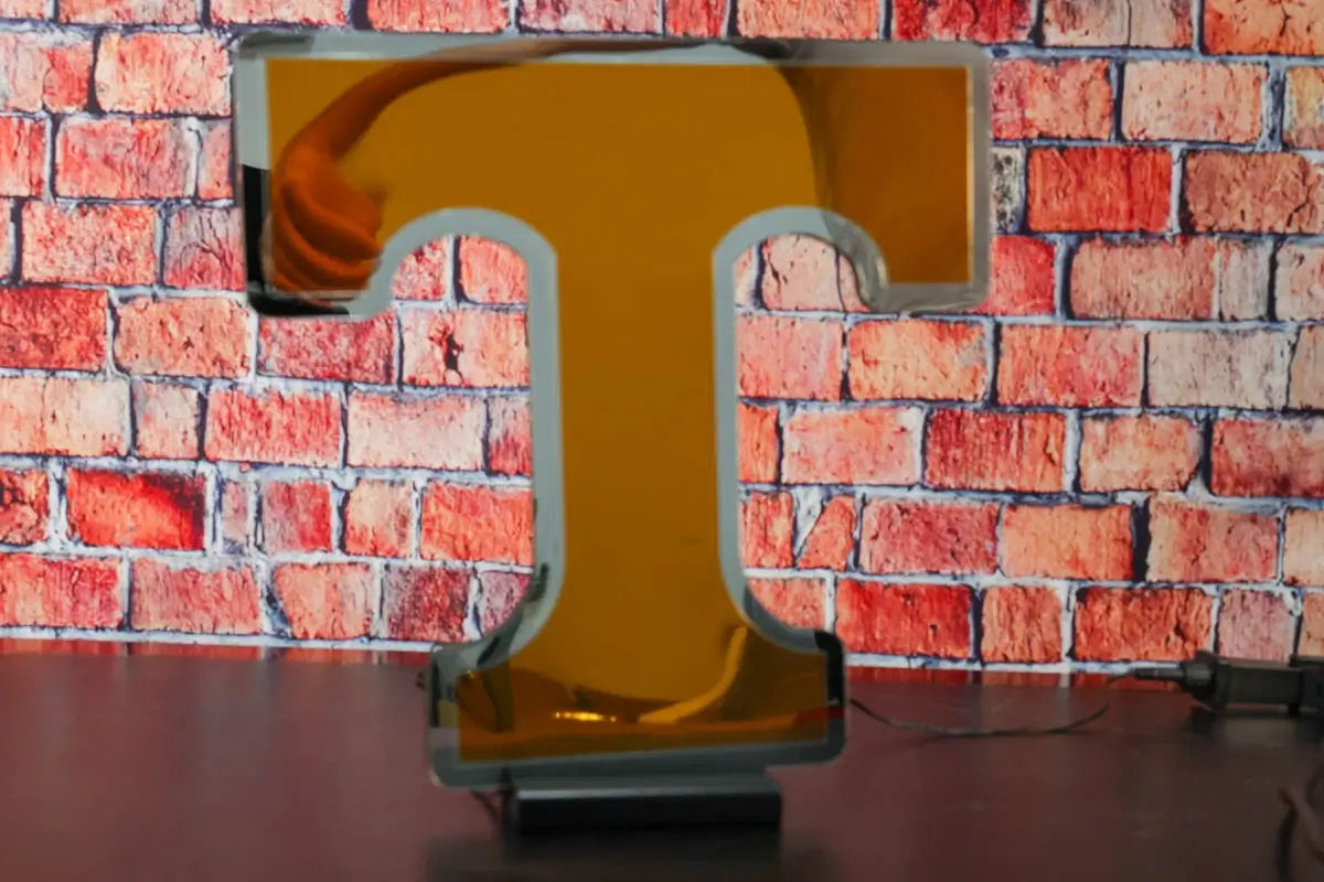 NCAA LED Infinity Logo Light - Tennessee Volunteers – Green Gridiron, Inc.