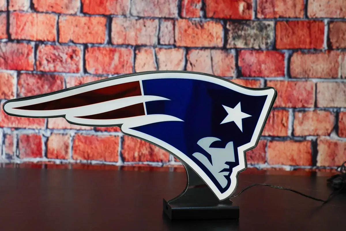NFL LED Infinity Logo Light - New England Patriots – Green Gridiron, Inc.