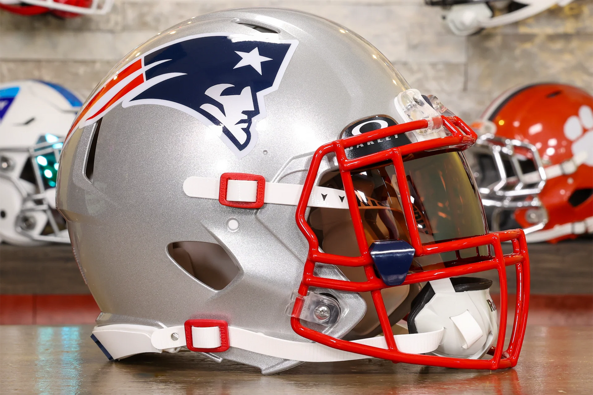 New England Patriots Riddell Speed Authentic Helmet - GG Edition 02707 ...
