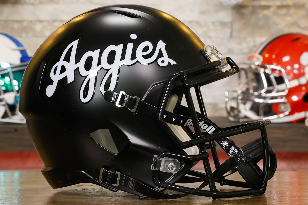 Texas A&M Aggies Riddell Speed Display Helmet - Script – Green Gridiron ...