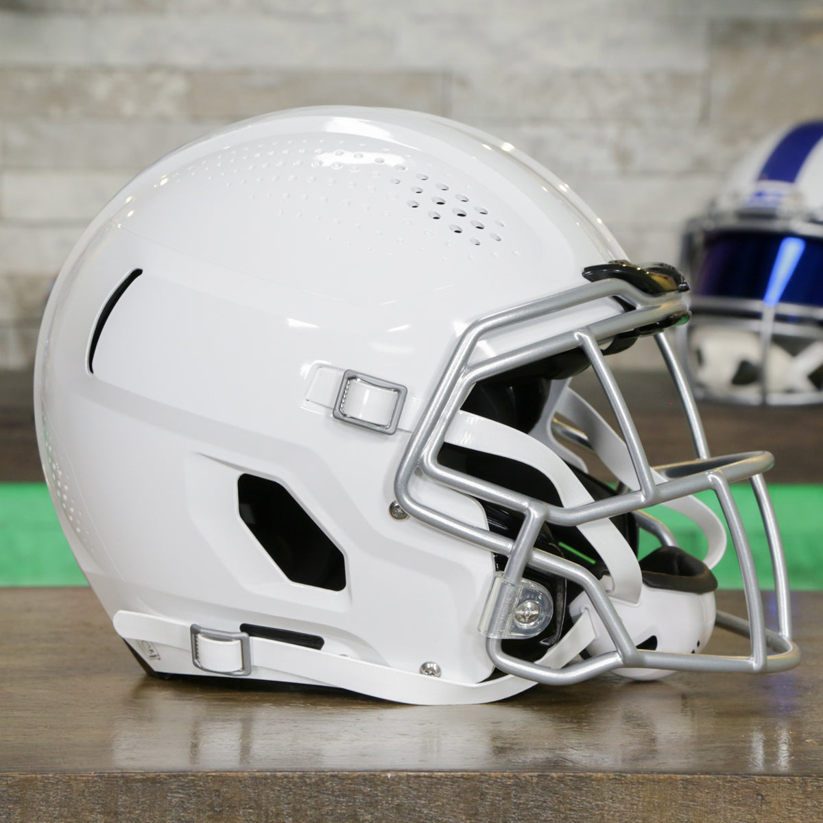 Vicis Zero2 - YOUTH – Green Gridiron, Inc.