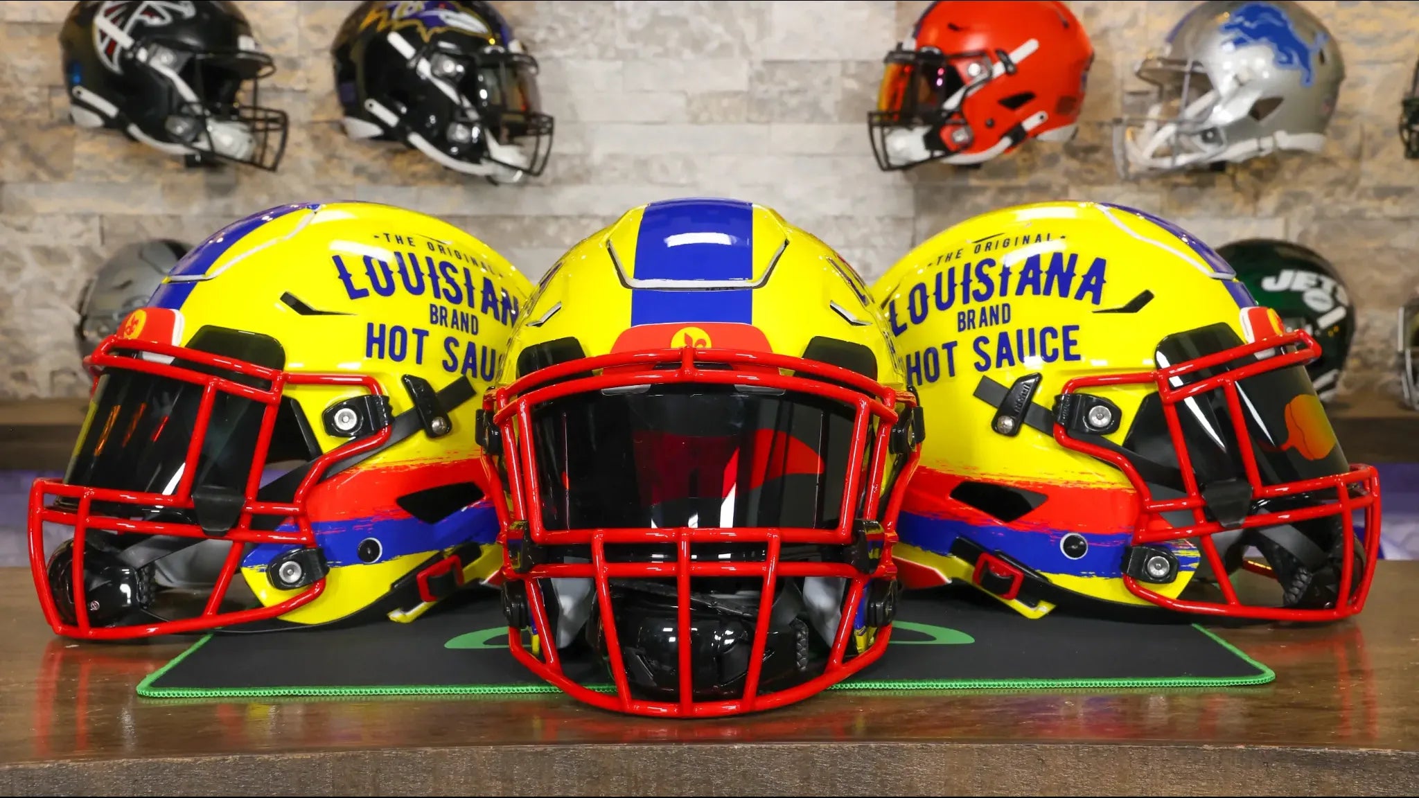 Custom Football Helmets – Green Gridiron, Inc.